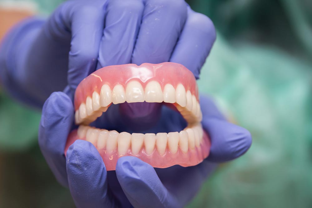 What You Should And Shouldn't Eat When You Have Dentures